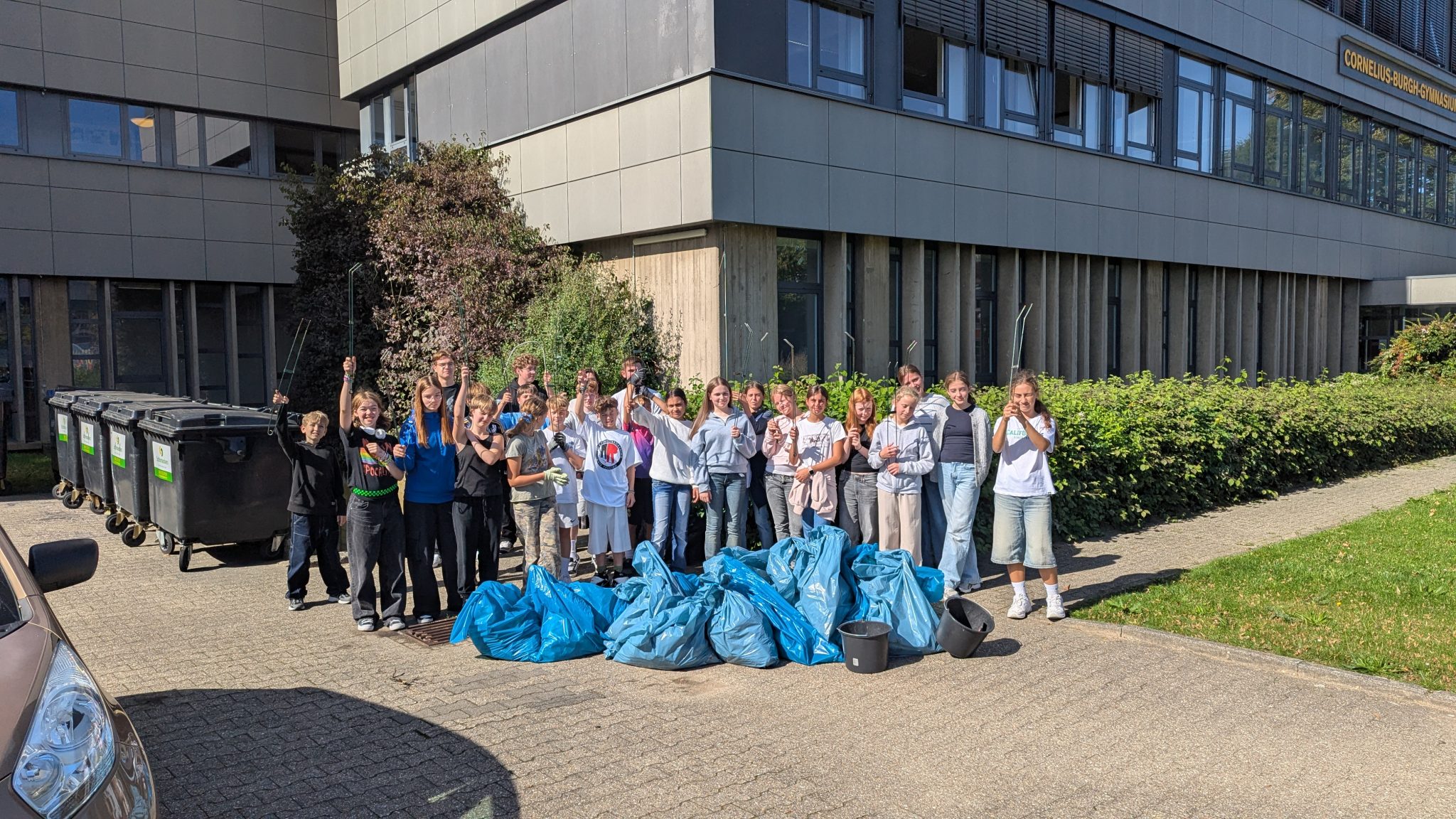 World Cleanup Day am CBG Erkelenz – Cornelius-Burgh-Gymnasium